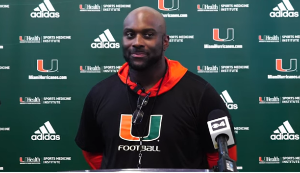 Inside linebackers coach Nicholson talks standouts Mauigoa and ...